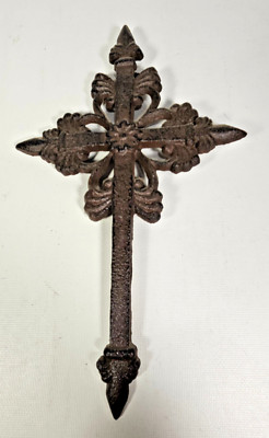 Crucifixes & Crosses - Vintage Cast