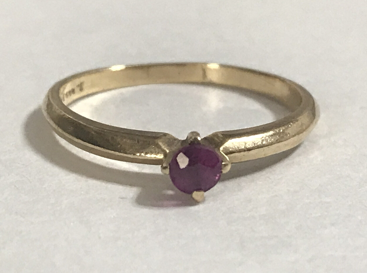 Vintage 14K Yellow Gold Small Ruby Ring Size 7.5 | eBay