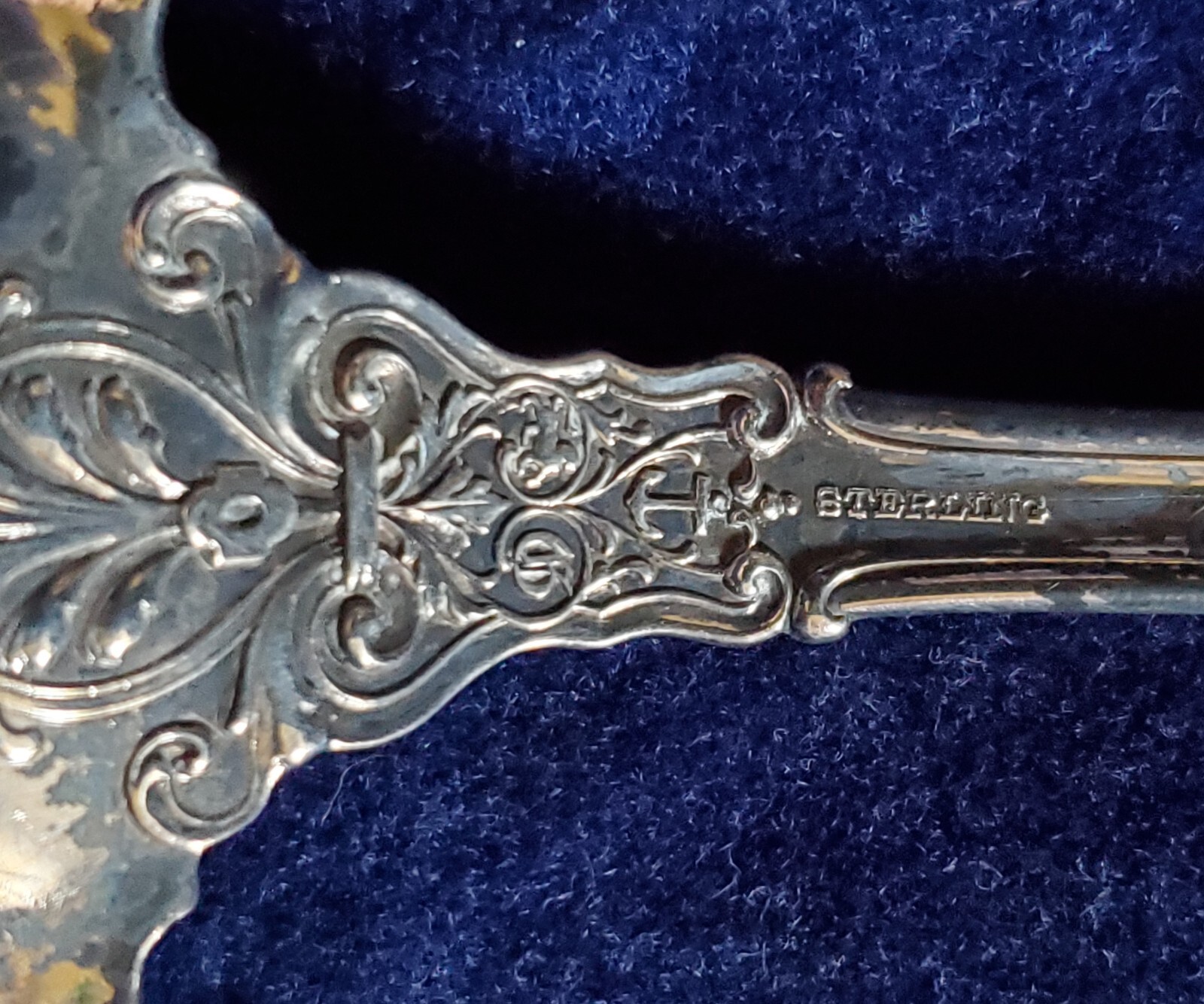 HENRY II - 9" BERRY SEVRING SPOON monogramed front Gorham Sterling | eBay