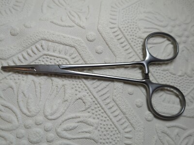 Aesculap BH110R Straight, locking 5" Kelly Forceps | eBay
