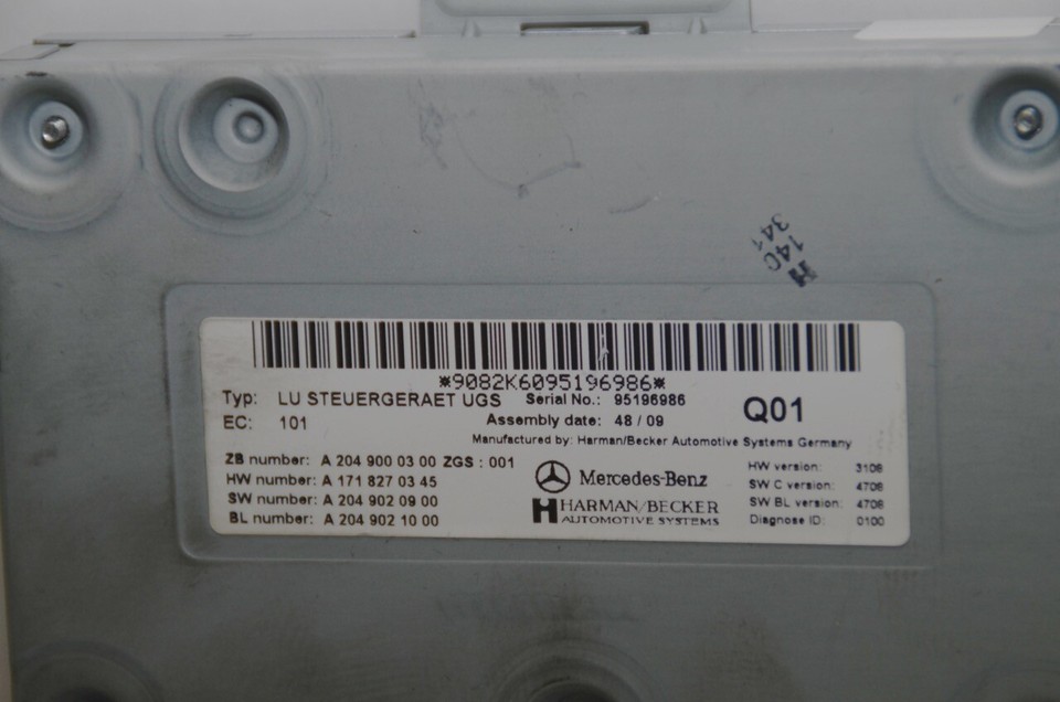 Mercedes W204 Control Unit Ugs Media Interface Multimedia A2049000300 ...