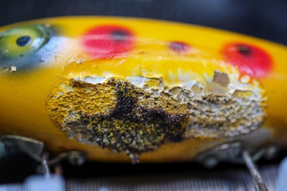Fishing Lure South Bend Surf-Oreno Wood Lure Big 3 3/4""Yellow w/ RED ...