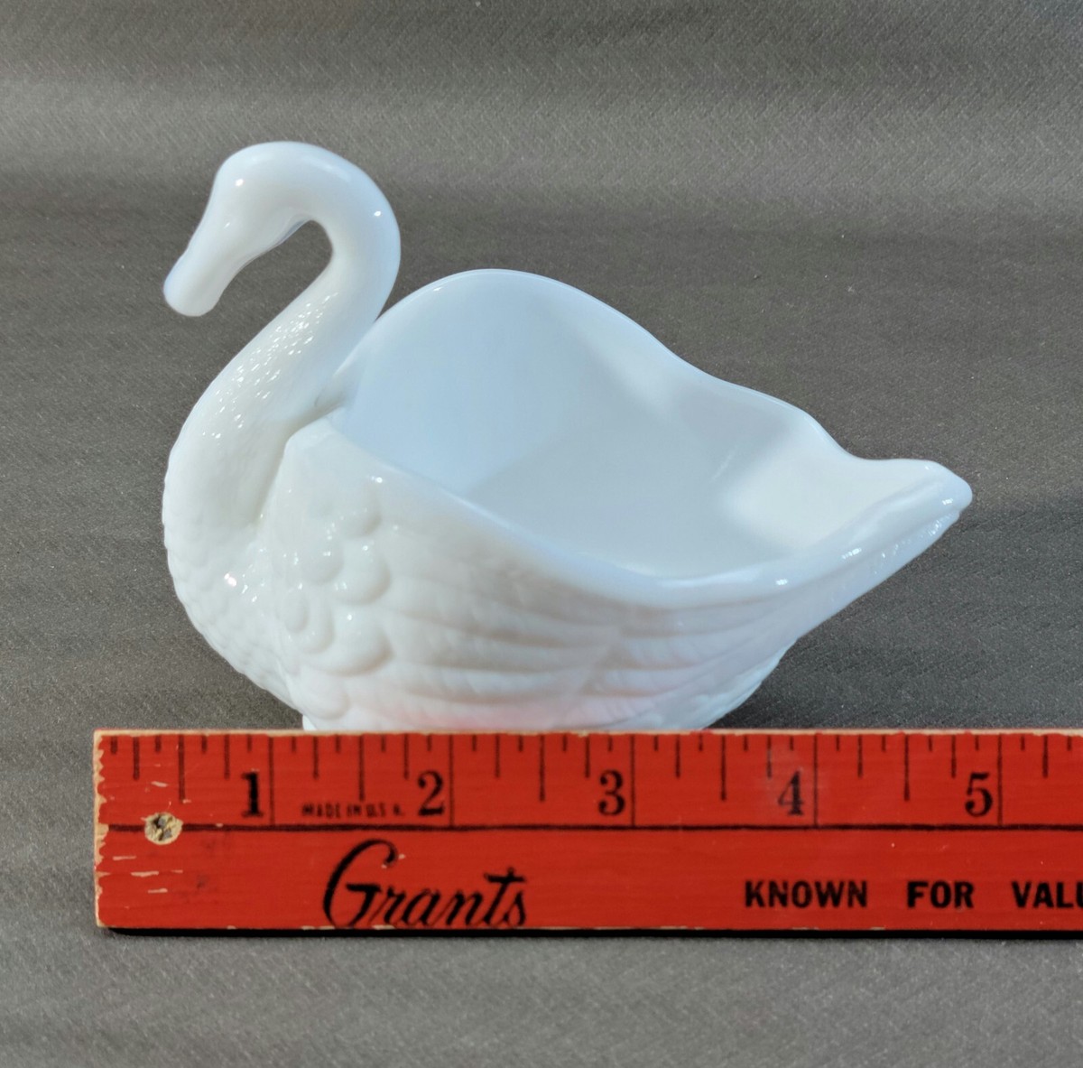 Imperial Glass Swan
