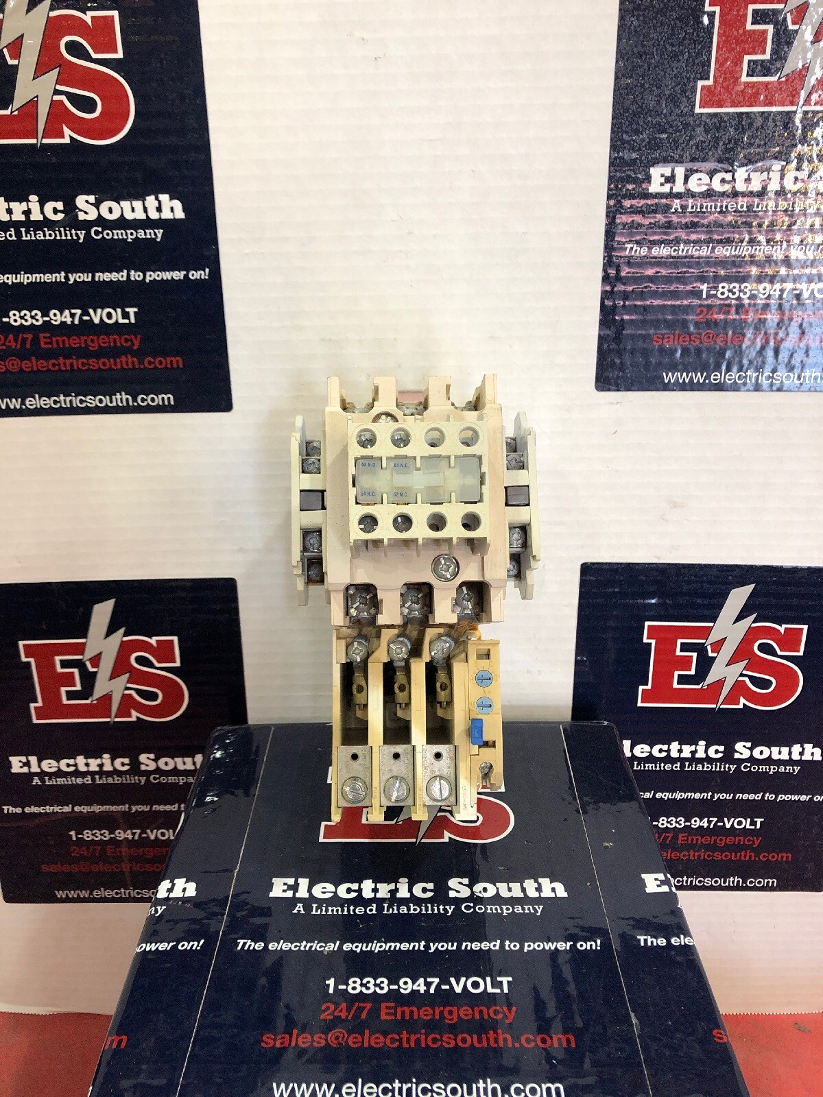 Cutler Hammer Starter AN16DN0 Size 1 120 Volt Coil Series B1 No Heaters ...