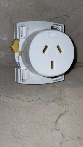 HPM 10 Amp Quick Connect 3 Pin Single Plug Base White Yellow | eBay ...