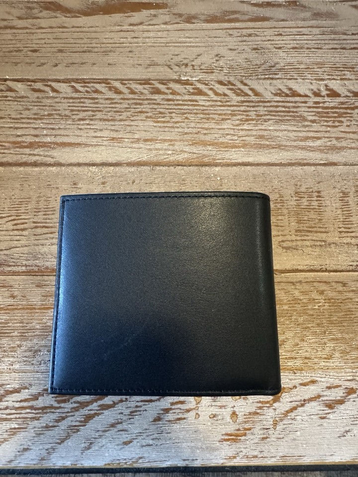 TUMI Delta Global Flip ID Bifold Leather Wallet RFID Blocking Accessory ...