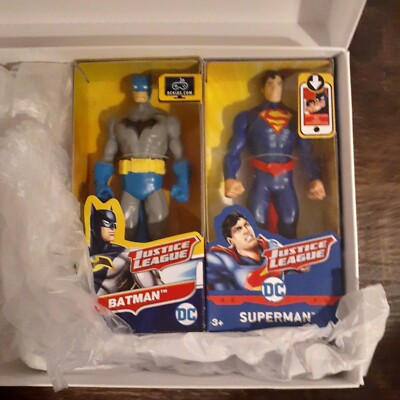 2016 Justice League DC Batman with cape Action Figure Superman with ...