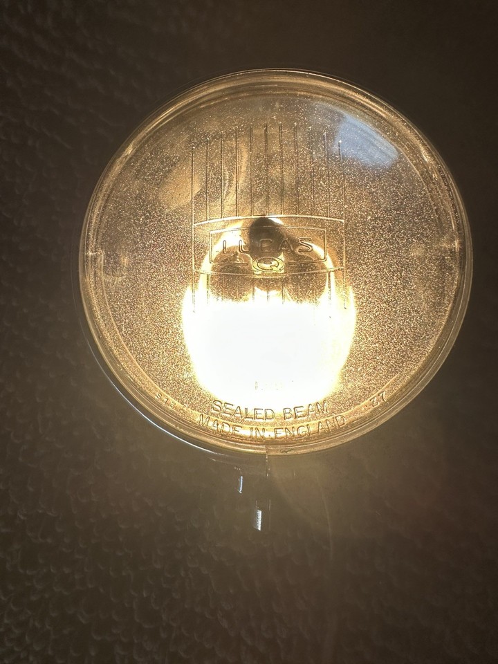 Vintage LUCAS Spot Lamp - LUCAS Spot Light - FT/LR 6/9 - TESTED ...