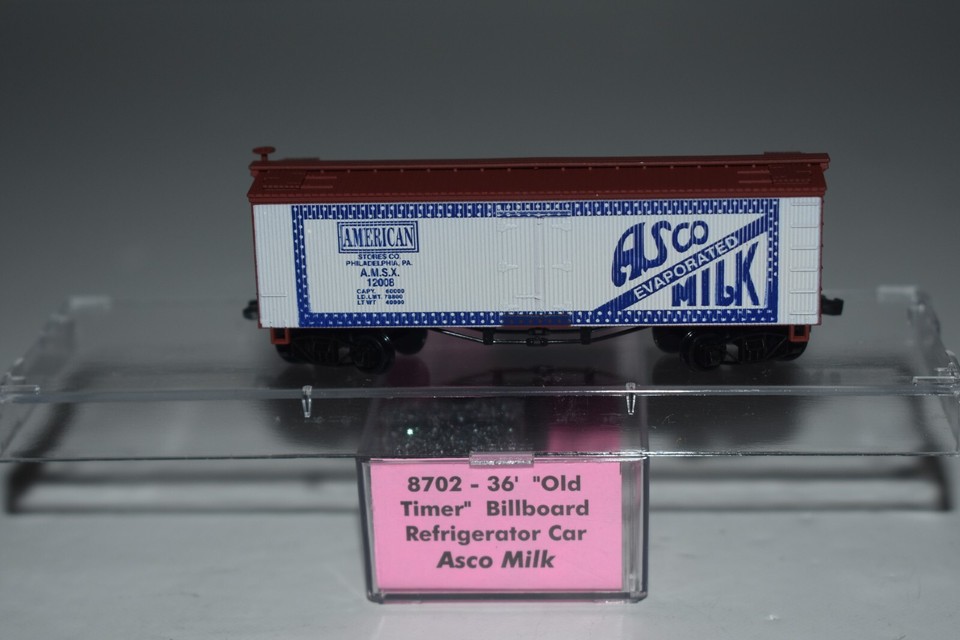 N Scale Roundhouse 8703 Asco Milk Billboard Reefer 12008 C32248 | eBay
