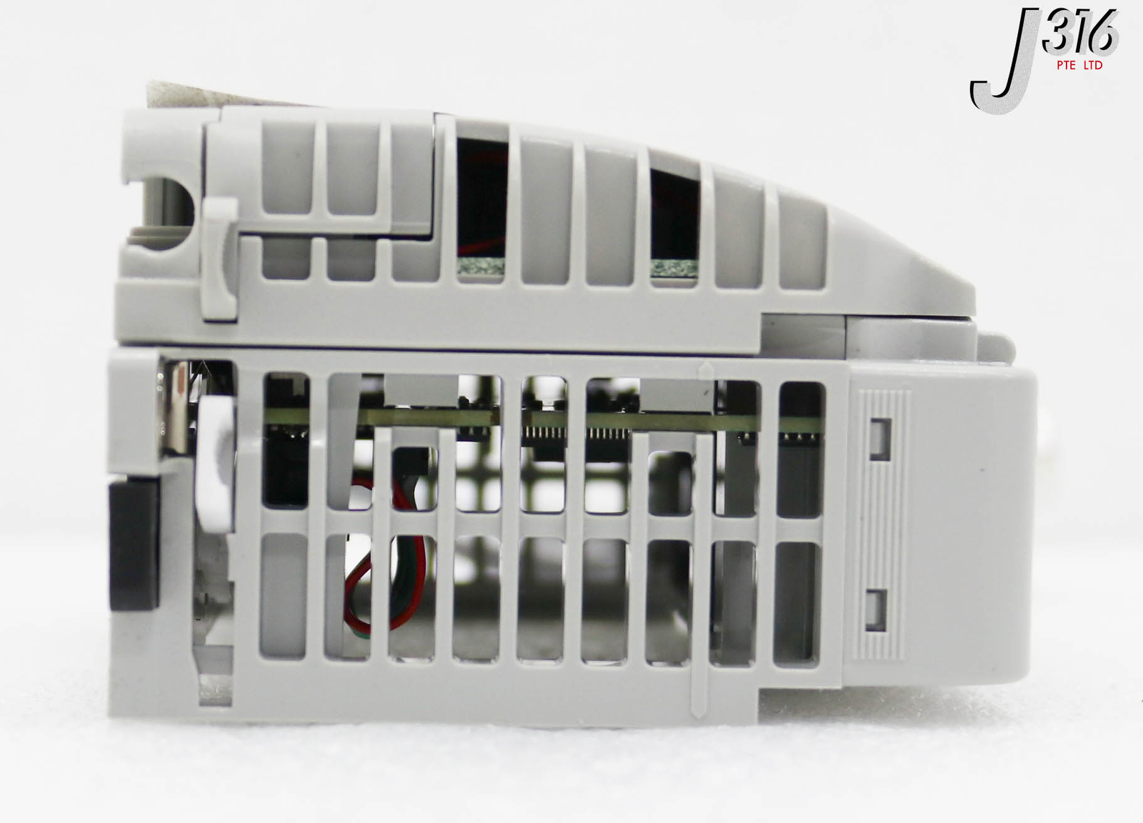 34131 ALLEN-BRADLEY SCANNER MODULE W/ END CAP 1769-ECR, AMAT 0190-B8212 ...