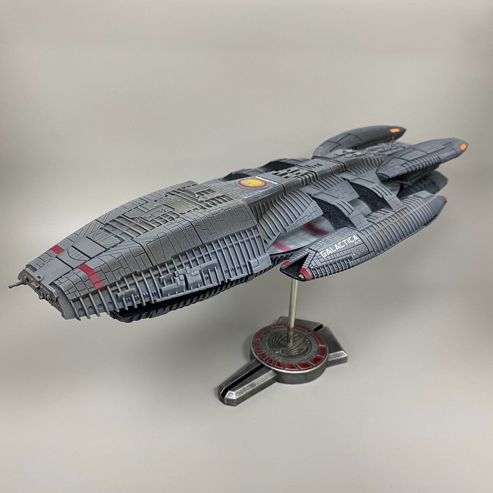 BATTLESTAR GALACTICA BS-75 REVELL 2012 MODEL KIT PAINTED STARSHIP SCI ...