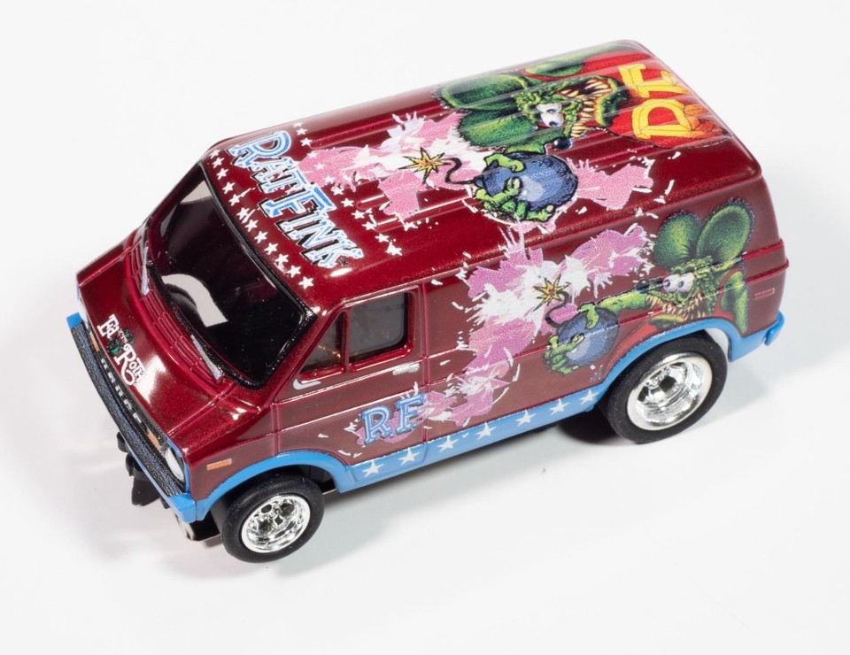 Rat Fink Exclusive '73 Dodge Cherry Bomb Van Ed Roth Auto World 4 Gear ...