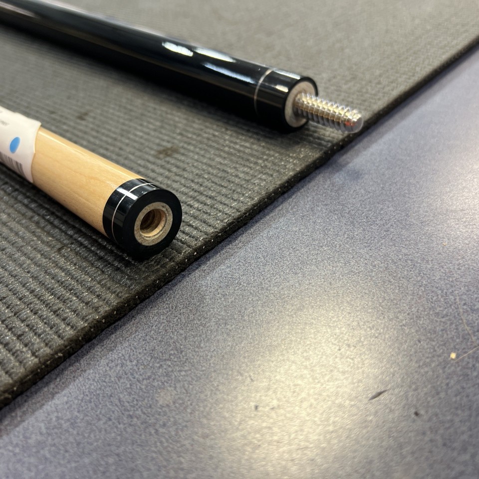 Lucky L9 Pool Cue (21Oz) | eBay