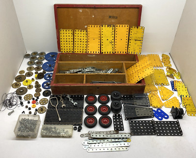 VINTAGE MECCANO COLLECTION IN ORIGINAL WOODEN BOX - READ FULL LISTING ...