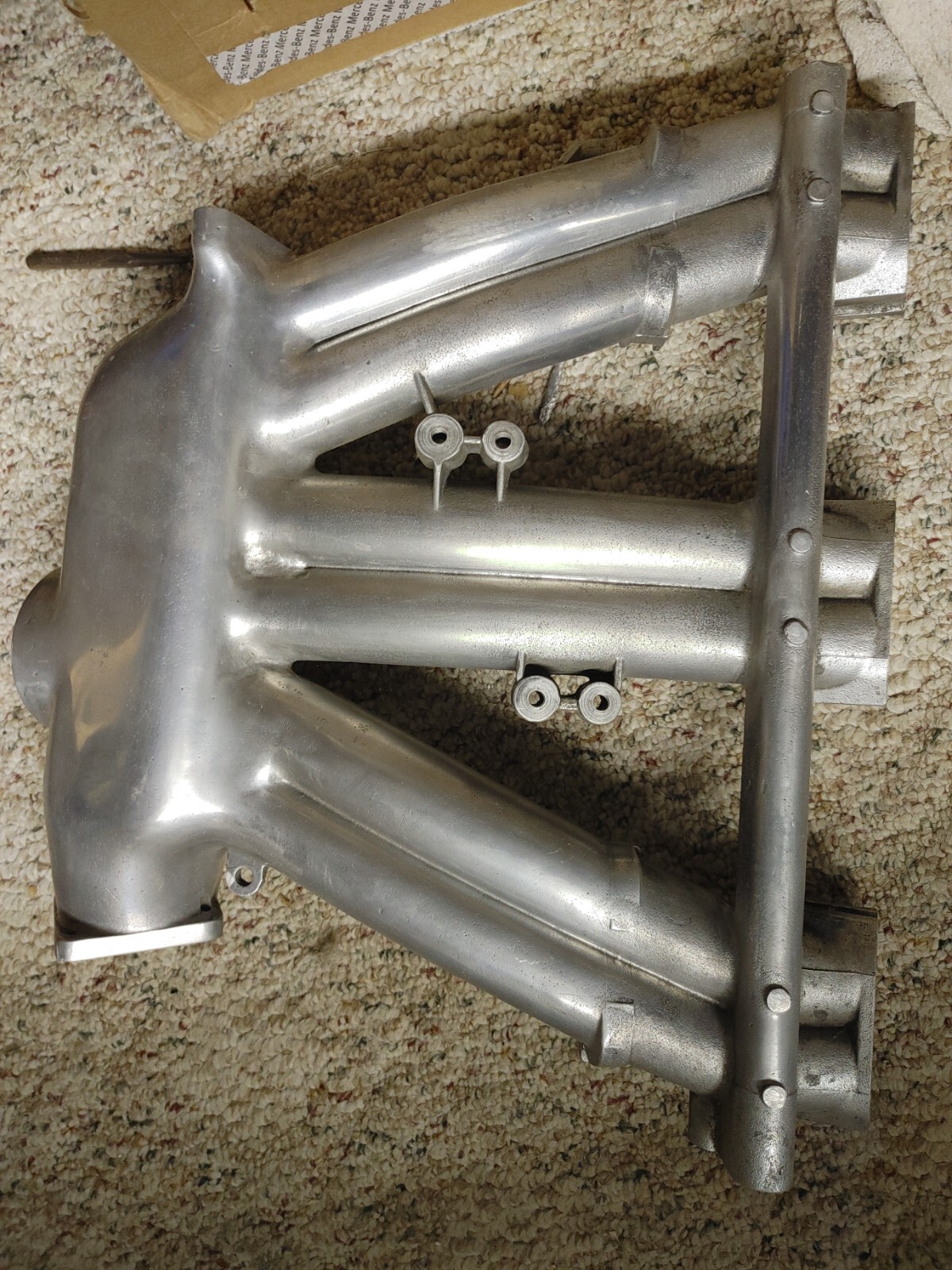 1965-1973 Mercedes W108 W111 W113 M129 M130 Engine Intake Manifold ...