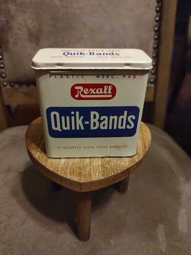 Vintage Rexall Quick-Band 47 Assorted Flesh Colored Bandages Tin $10 | eBay