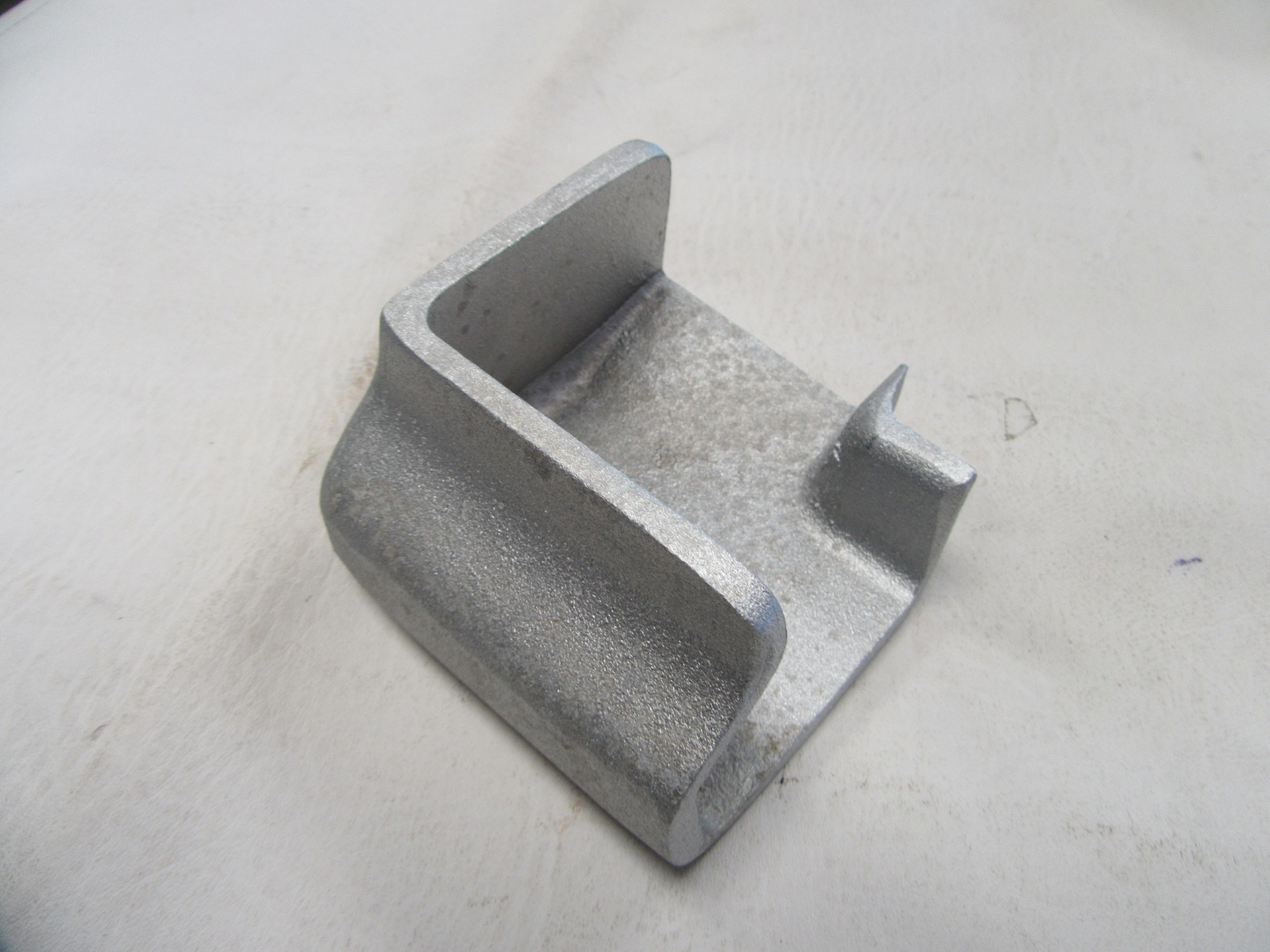 LUND PORT SIDE TRANSOM ALUMINUM CASTING CORNER CAP 2108650 MARINE BOAT ...