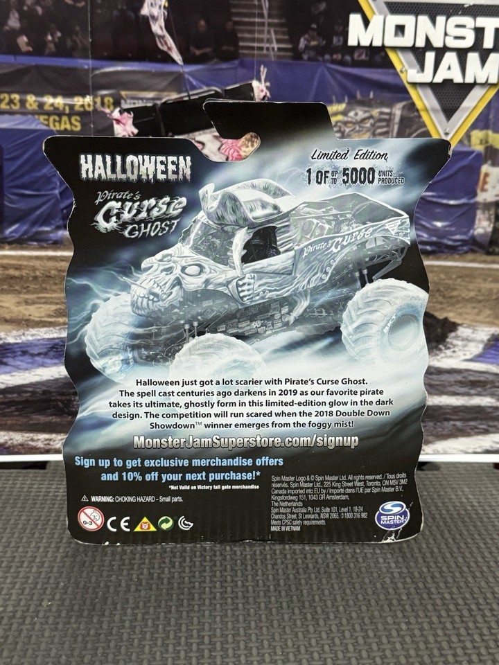 Monster Jam Exclusive Halloween Pirates Curse Mohawk Grave Digger 1/64 ...
