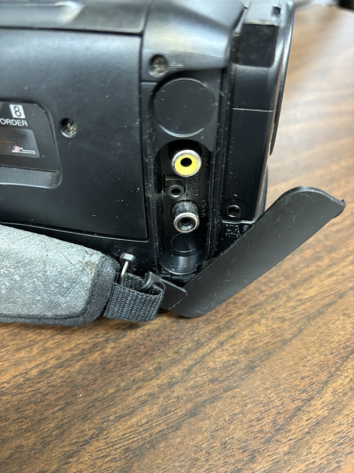 Sony Handycam CCD-TR416 Video 8 XR Camcorder 180x Digital Zoom ...