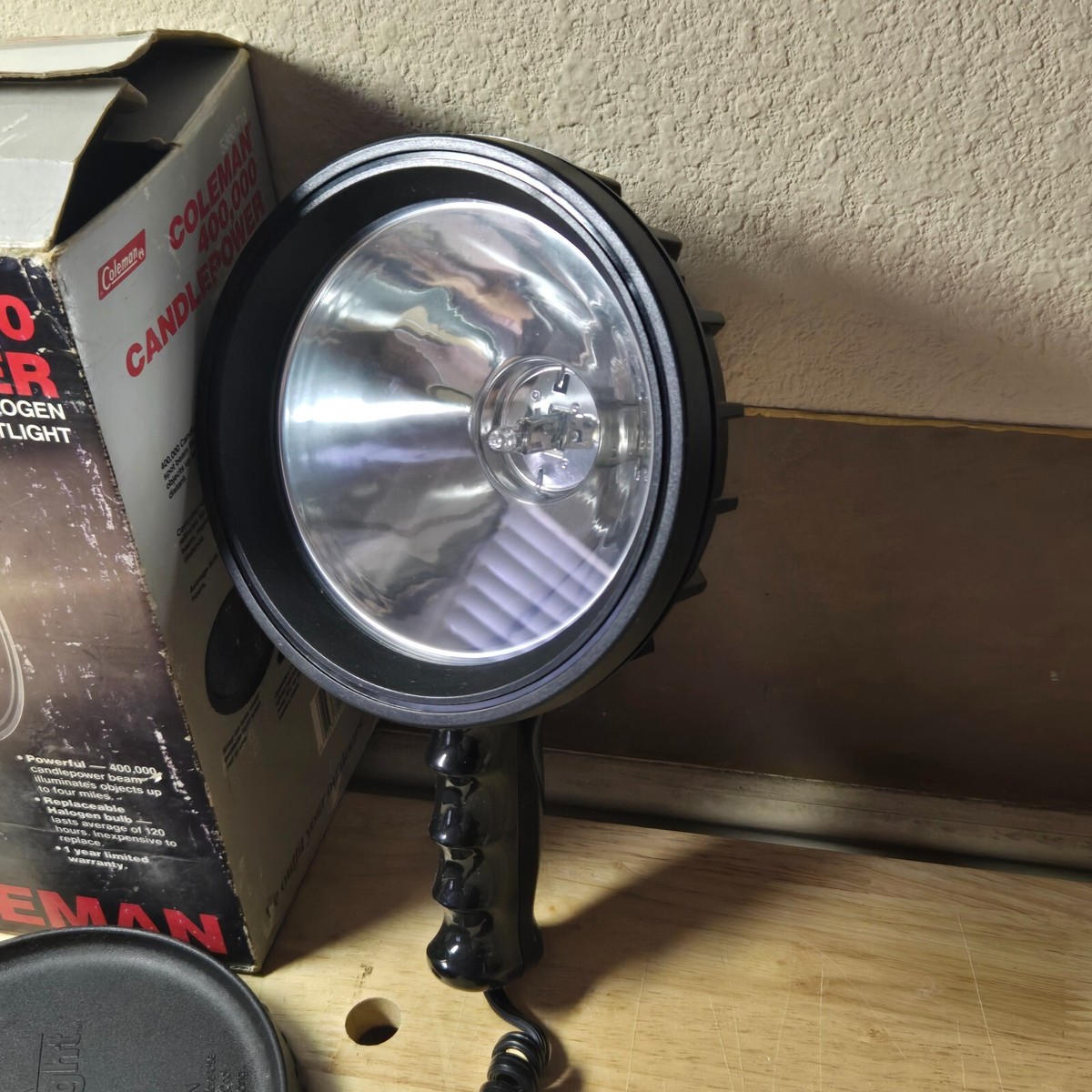 Coleman 12v Halogen Mount Coleman Night Sight 5362A718 12V Halogen