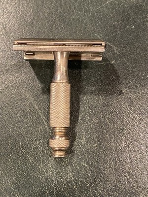 Vintage Gillette Travel Tech Ball End Safety Razor | eBay