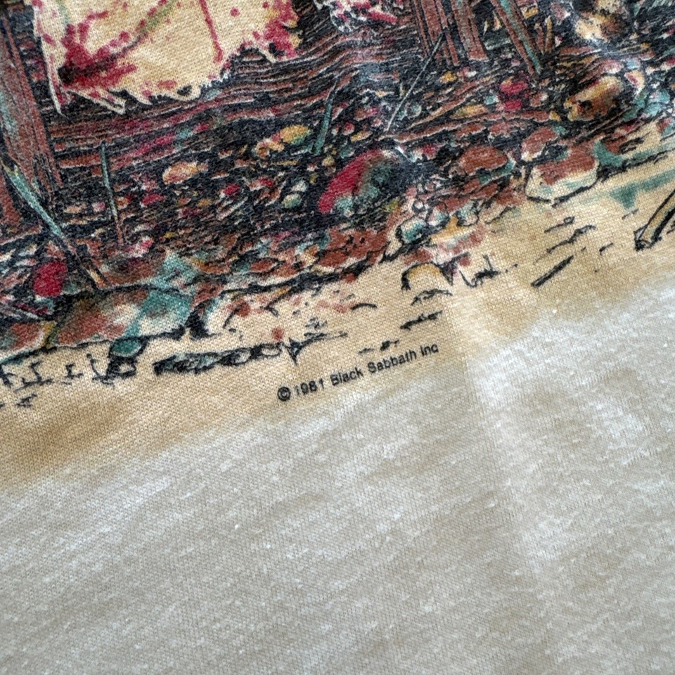 Black Sabbath 1981 Vintage Mob Rules Concert Tour T-Shirt Raglan Band ...