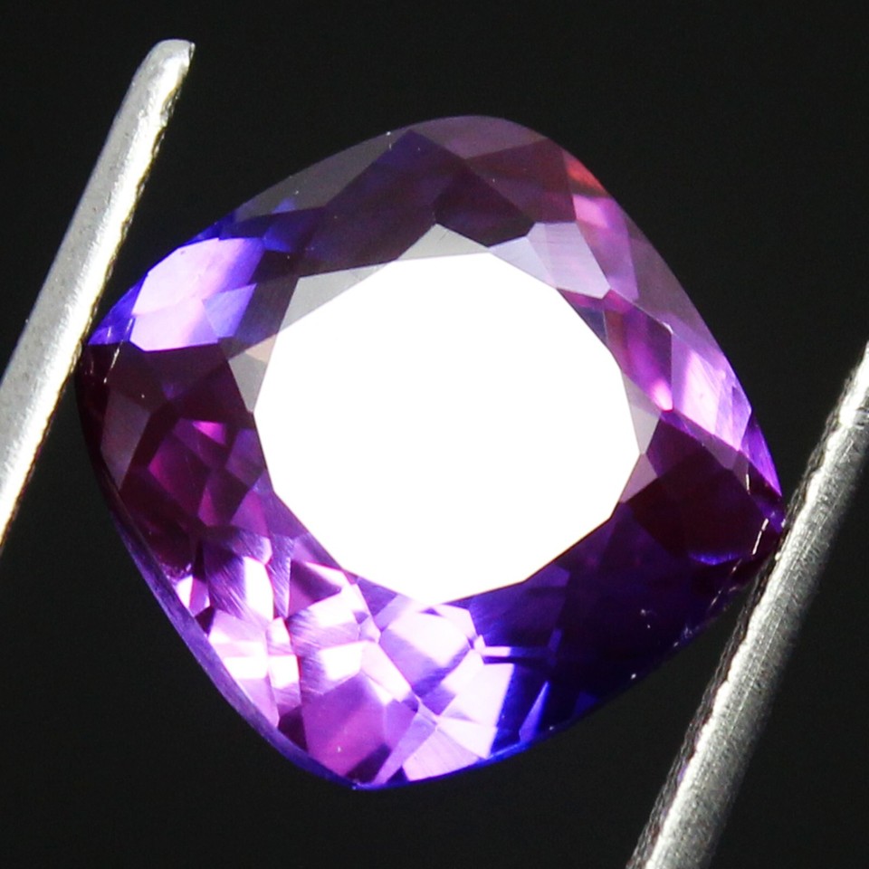 Natürlicher 6,80 ct zertifizierter australischer Musgravit 11 x 11 mm ...