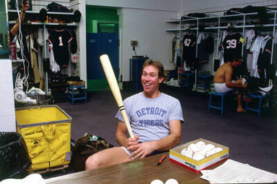 Alan Trammel Detroit Tigers in the locker room before a regular se- Old ...