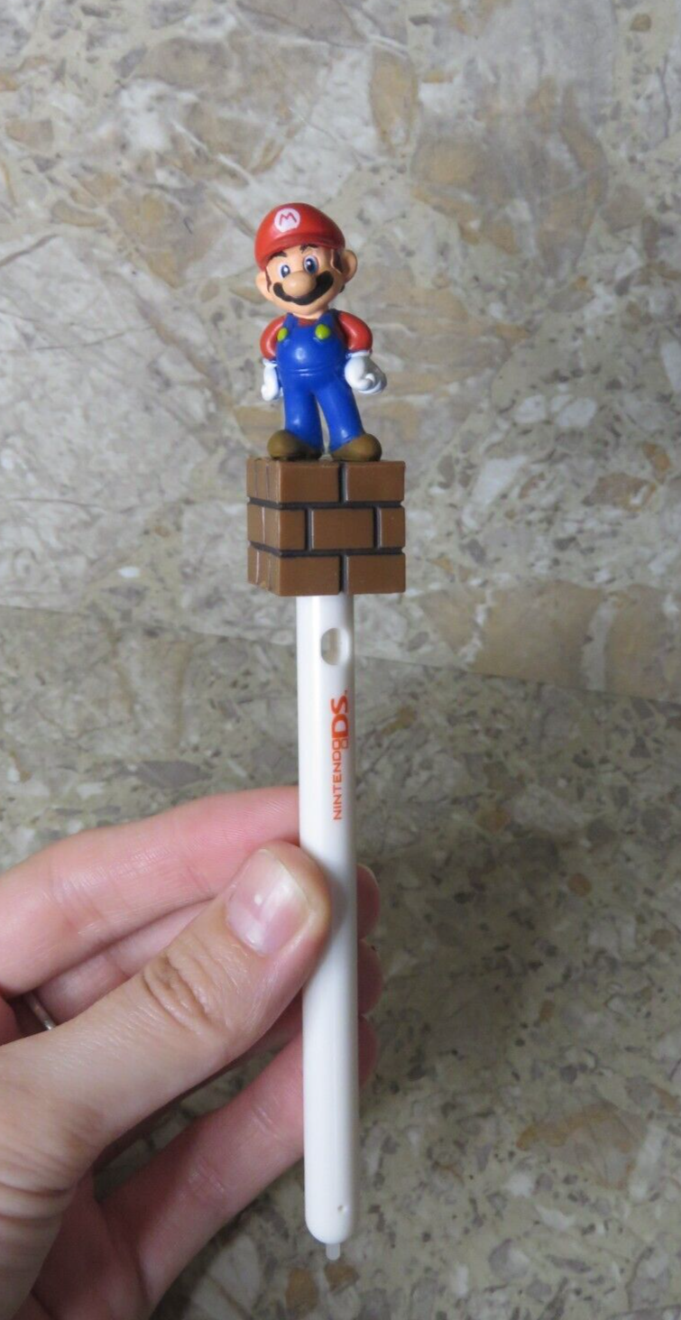 2009 Super Mario Brothers Standing On Power Up Block Nintendo DS Stylus ...
