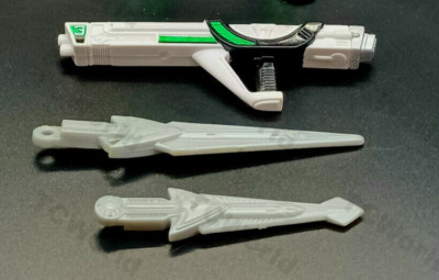 Power Rangers Time Force Green Ranger's "Chrono Blades and Vector ...