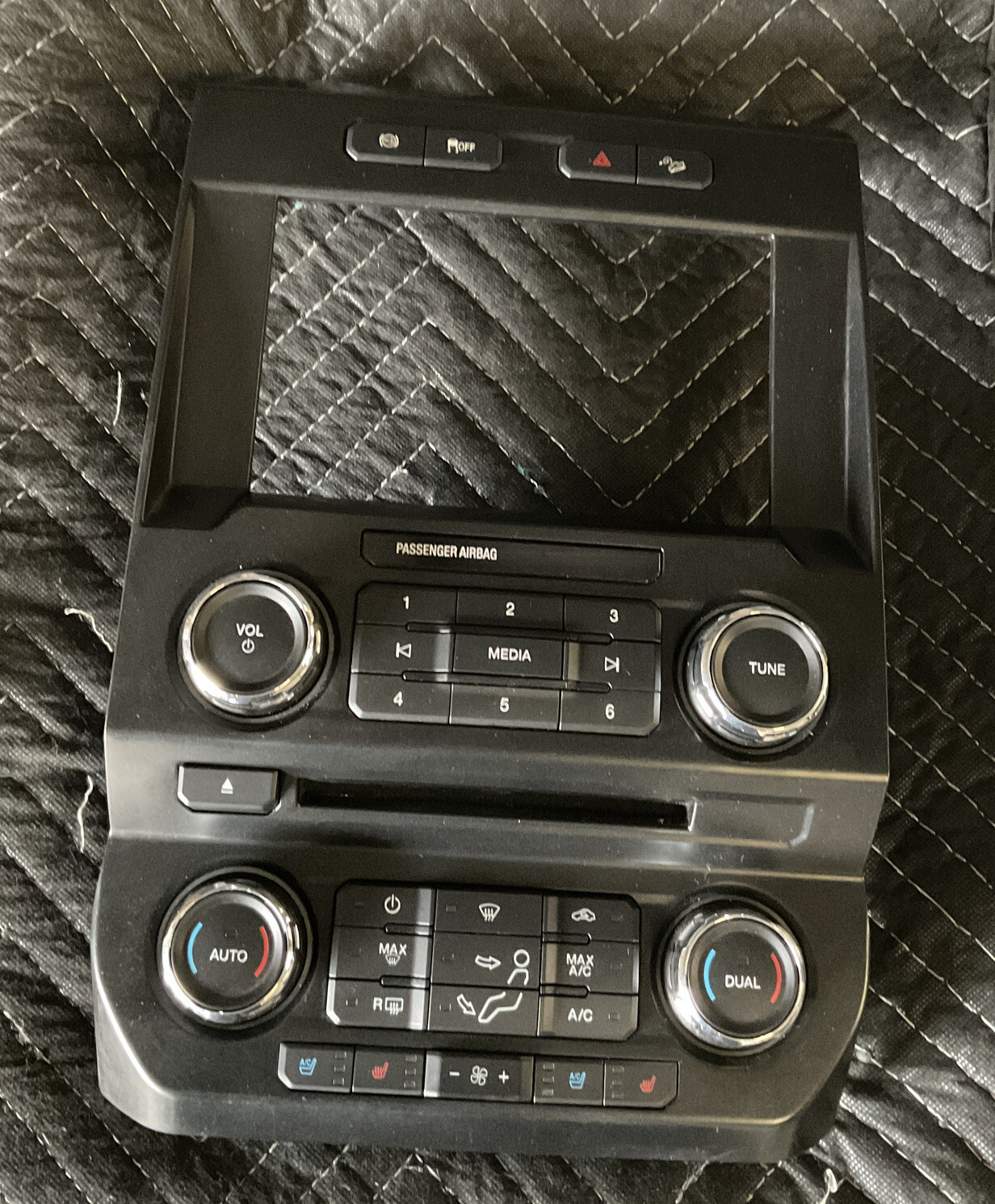 2017-2019 FORD F250 F350 F450 LARIAT RADIO A/C HVAC CONTROL W/ CD SLOT ...