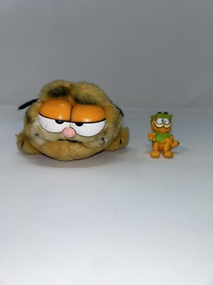 Vintage 1978 Dakin Small Stuffed/Plush Garfield + Mini PVC Sitting ...