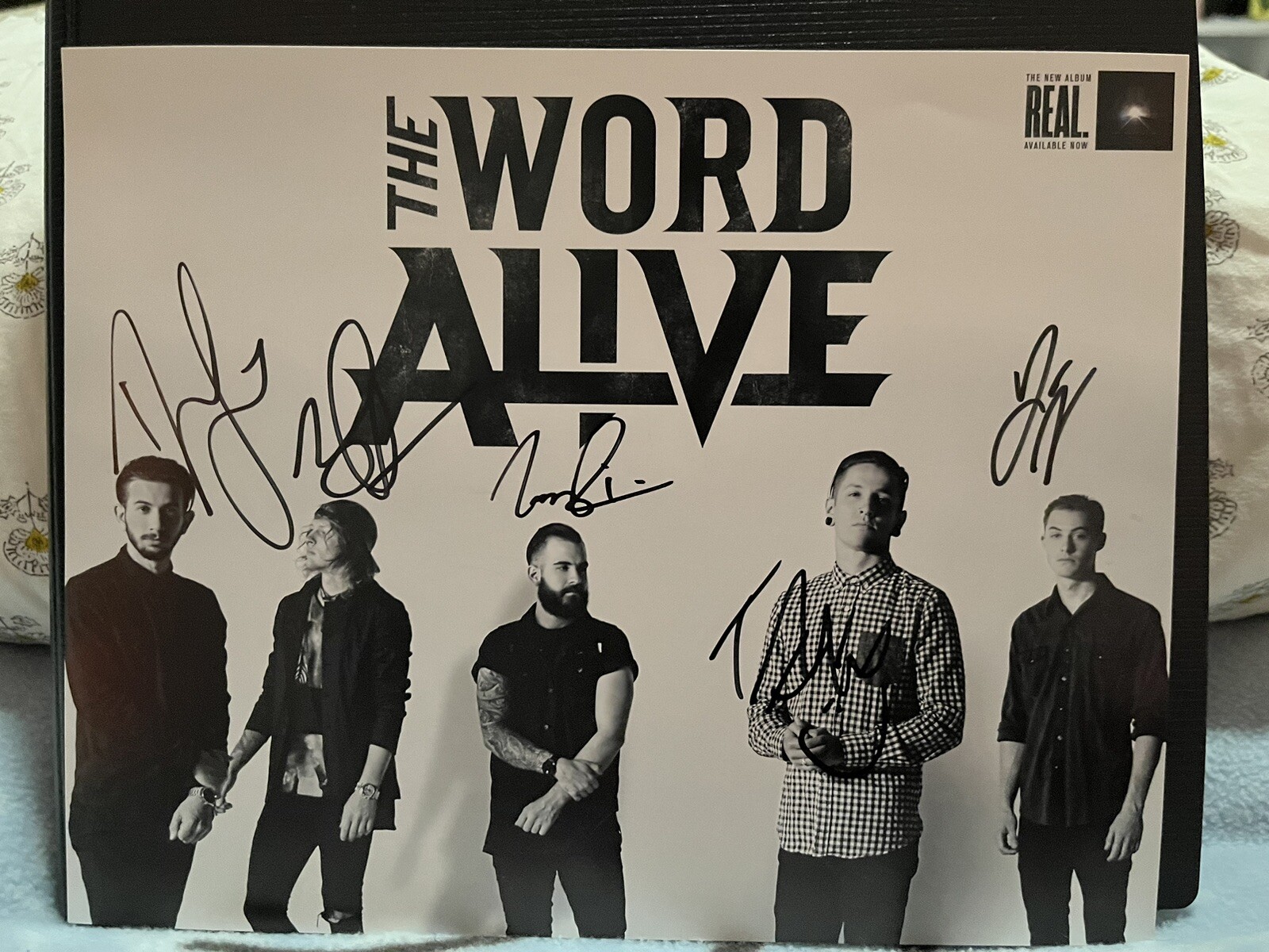 The Word Alive Background