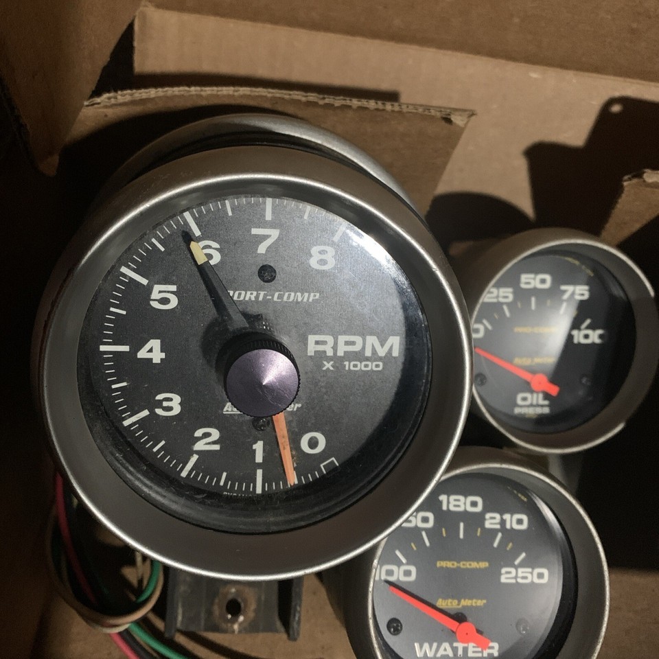 Auto Meter Sport-Comp Tachometer 3780 Pro-comp Oil Water Gauge ...