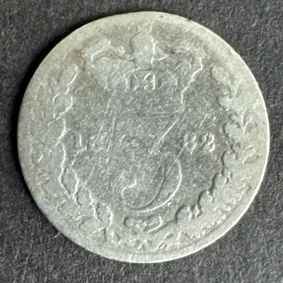 Great Britain 1882 - 3 Pence / Threepence - Queen Victoria 1st Portrait ...