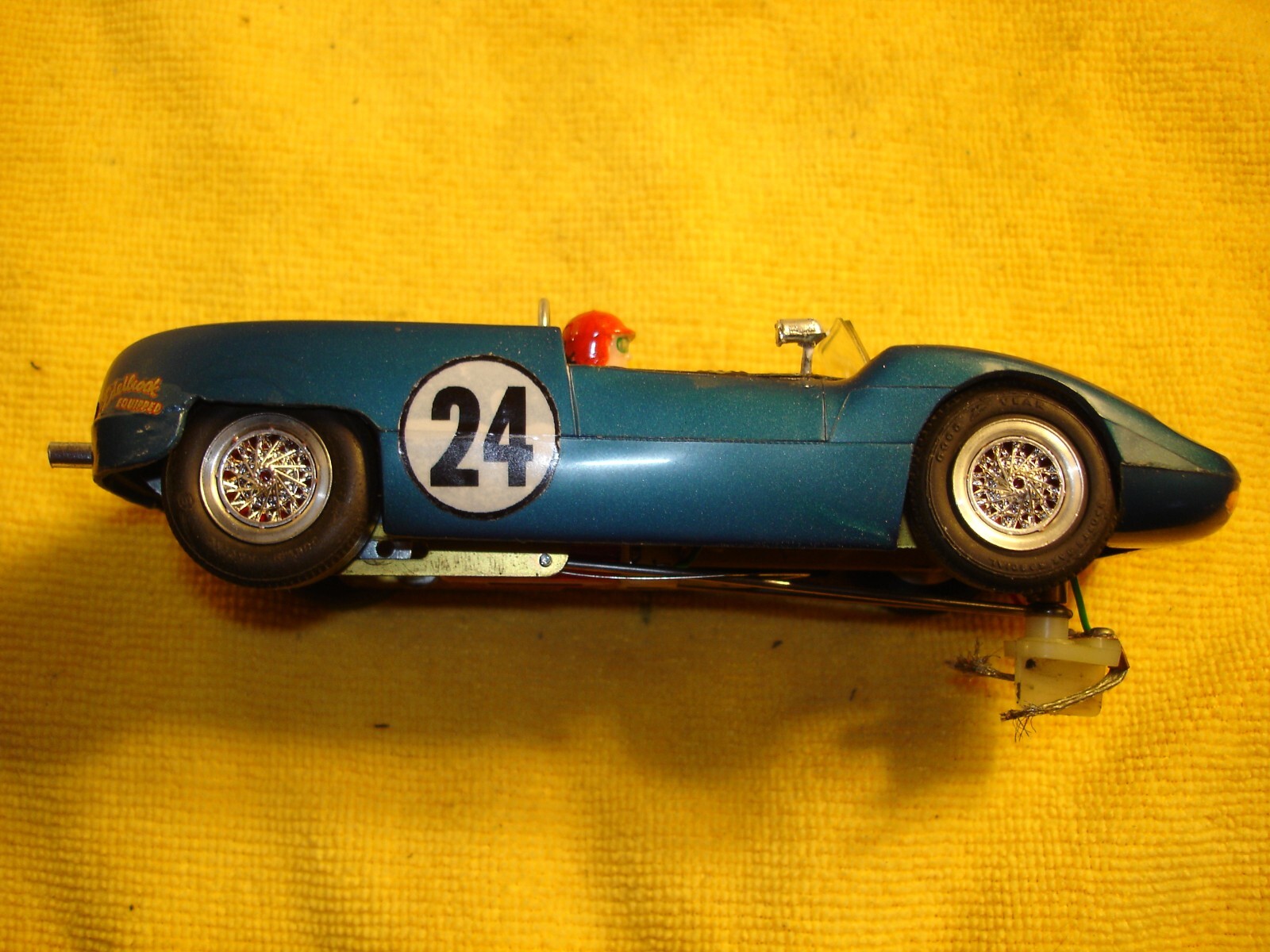 VINTAGE Monogram-Scarab SLOT CAR 1/24 offered by MTH | eBay