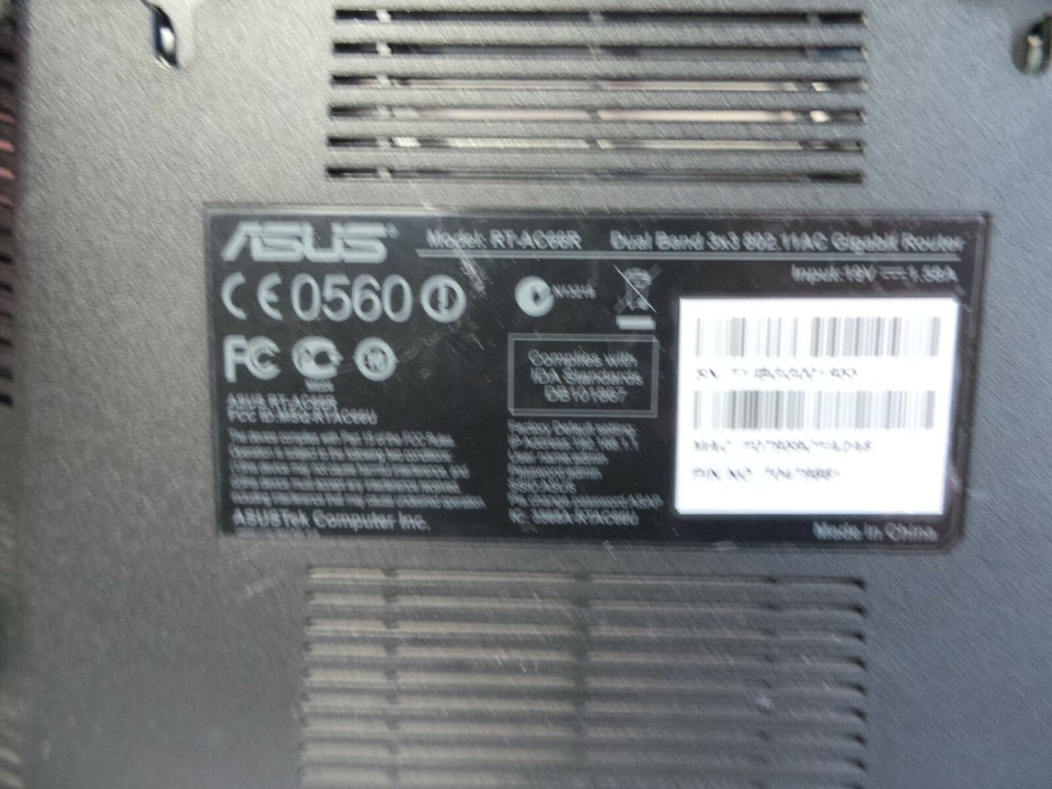 ASUS RT-AC66R 802.11ac Dual-Band Wireless-AC1750 Gigabit Router - READ ...