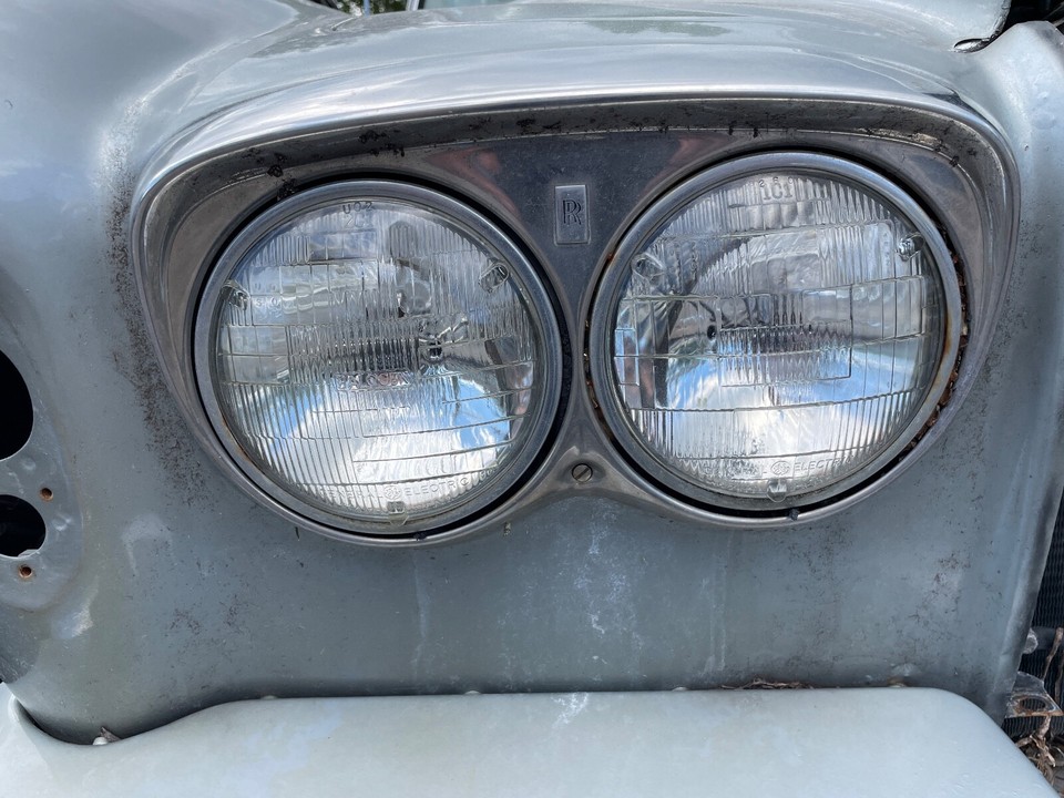 ROLLS ROYCE SILVER SHADOW FRONT BUMPER RUBBER INSERT UR19966 73 TO 80 ...