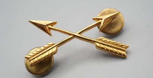 WWII Theater Made 1st Special Forces Green Berets Officer Insignia Pin ...