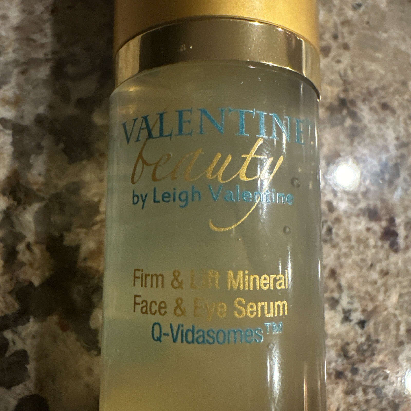 Leigh Valentine Beauty Firm & Lift Mineral Face &Eye Serum with Q ...