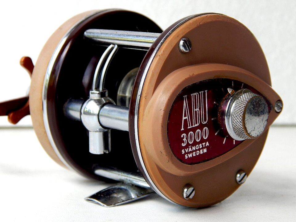 60s' ABU 3000+70s' Ambassadeur 4000 casting reels in matching number ...