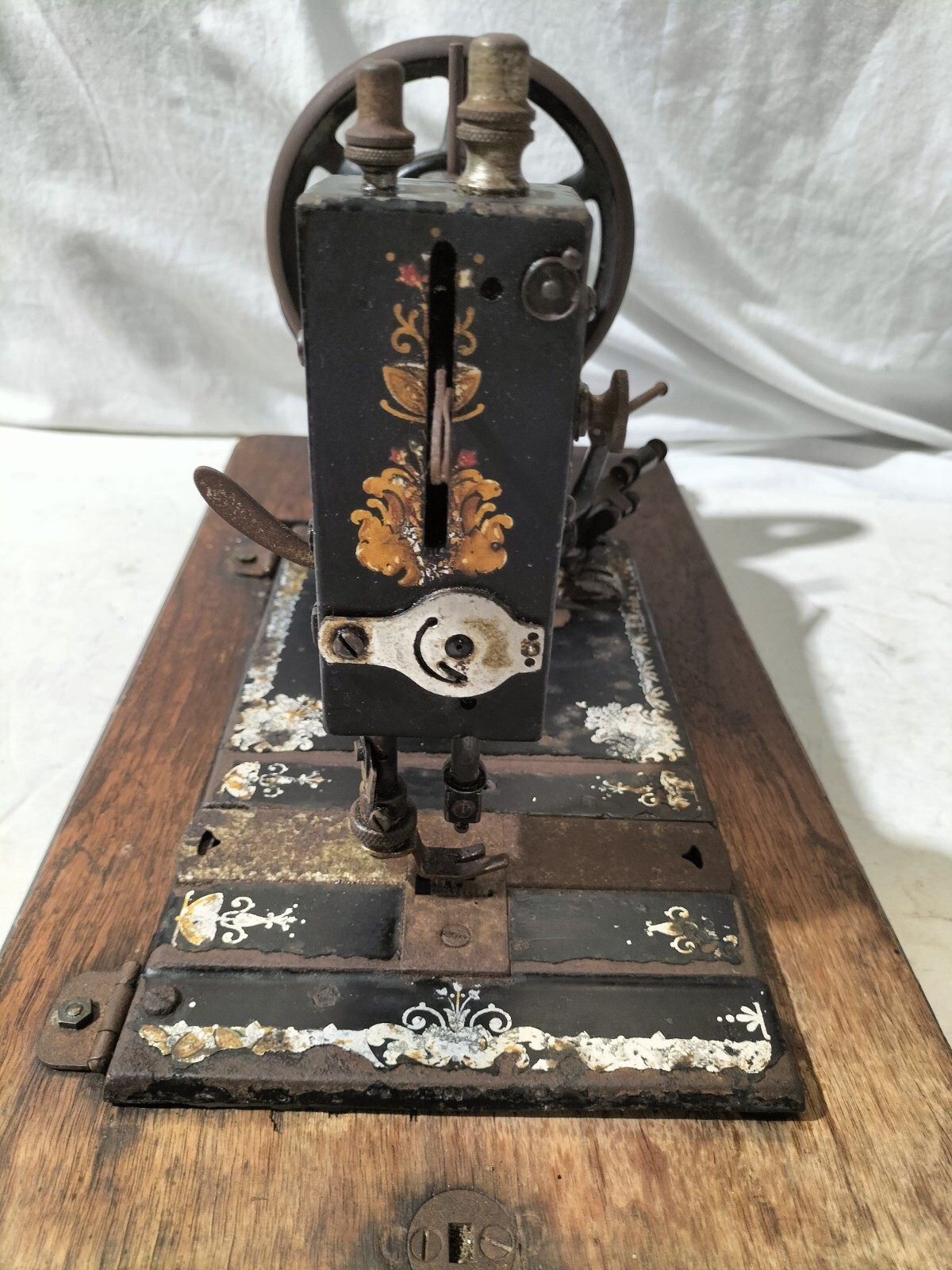 Antique c.1890 Sewing Machine Rare New White Peerless Hand Crank ...