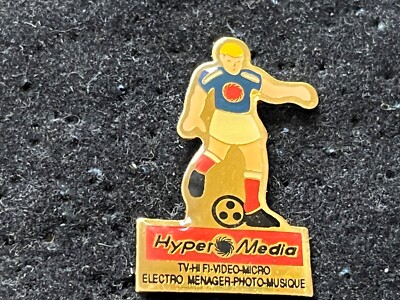 g PINS PIN ENAMEL FOOTBALL SOCCER FOOT HYPER MEDIA | eBay