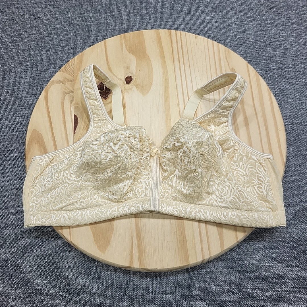 Breezies Lasies Trendy Seamless Wirefree Wireless Support Bra Size 42DD ...