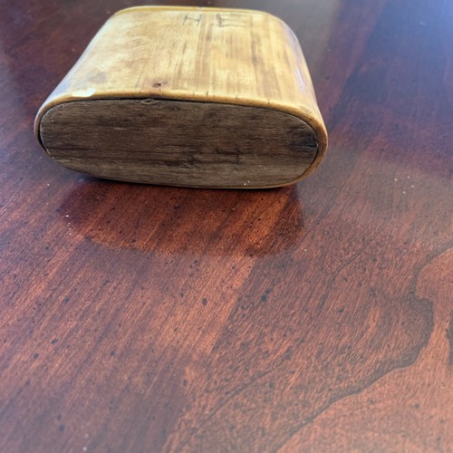 Antique Horn Cow Hoof Snuff Box 19th Century 3” X 1.75” X 1” *DOES NOT ...
