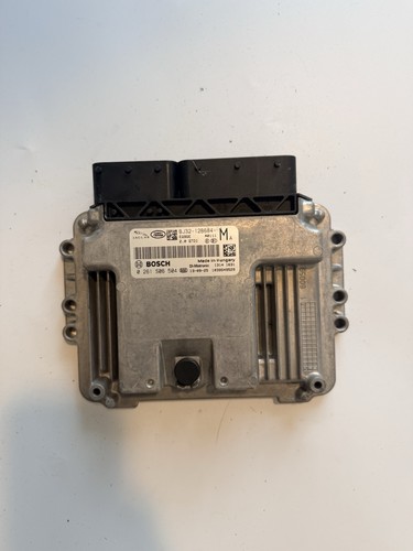 BJ32 12B684 MA Bosch MED17.0 0261S06504 Jaguar Engine Control Unit ECU ...