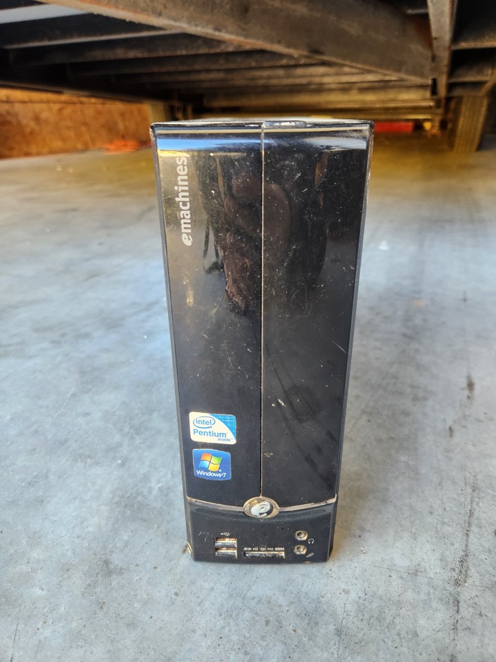 eMachines EL1852G-52w Mini-Tower PC E5800 3GB 64bit Windows 7 Home, CPU ...