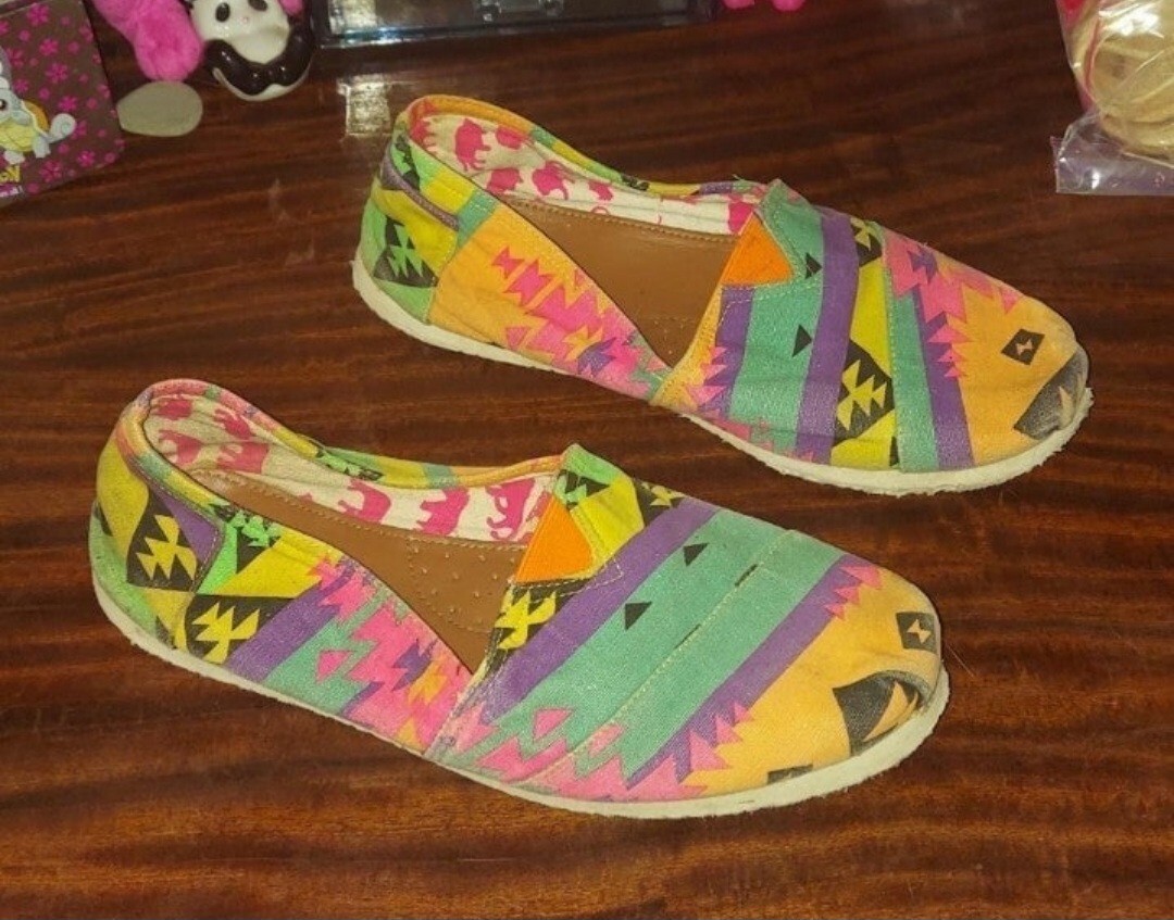 80s inspired rainbow colorblock knockoff toms by Deli… - Gem