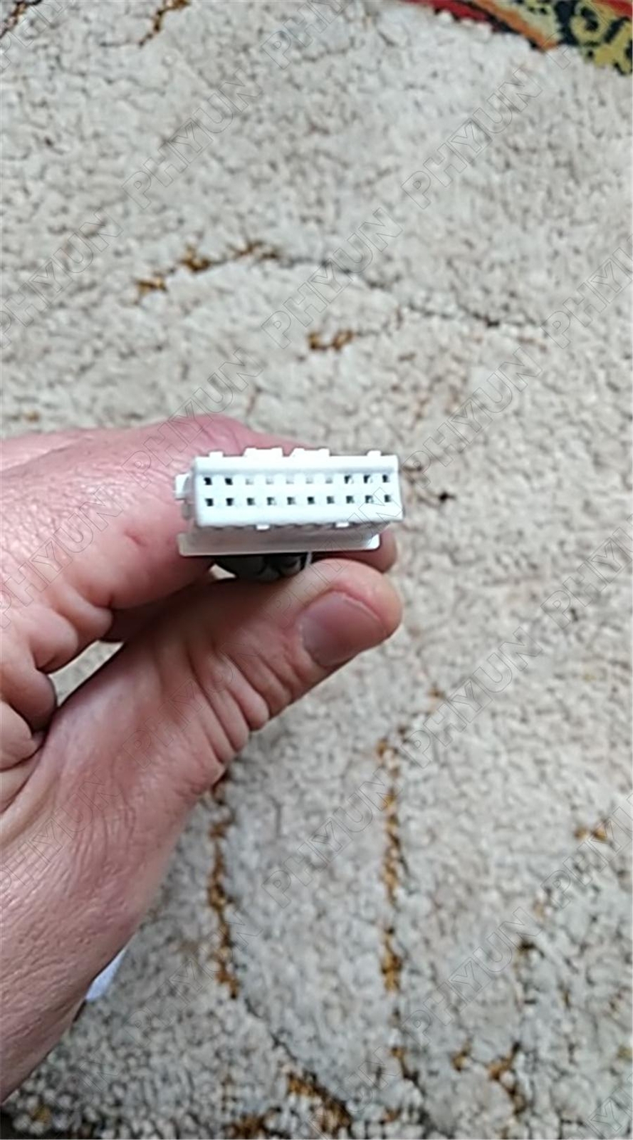 20 Pin Plug Car Stereo Radio RCA Output Cable Aux-in Adapter Connector ...