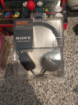Sony Studio Monitor Stereo Headphones MDR-ZX100. New in box | eBay